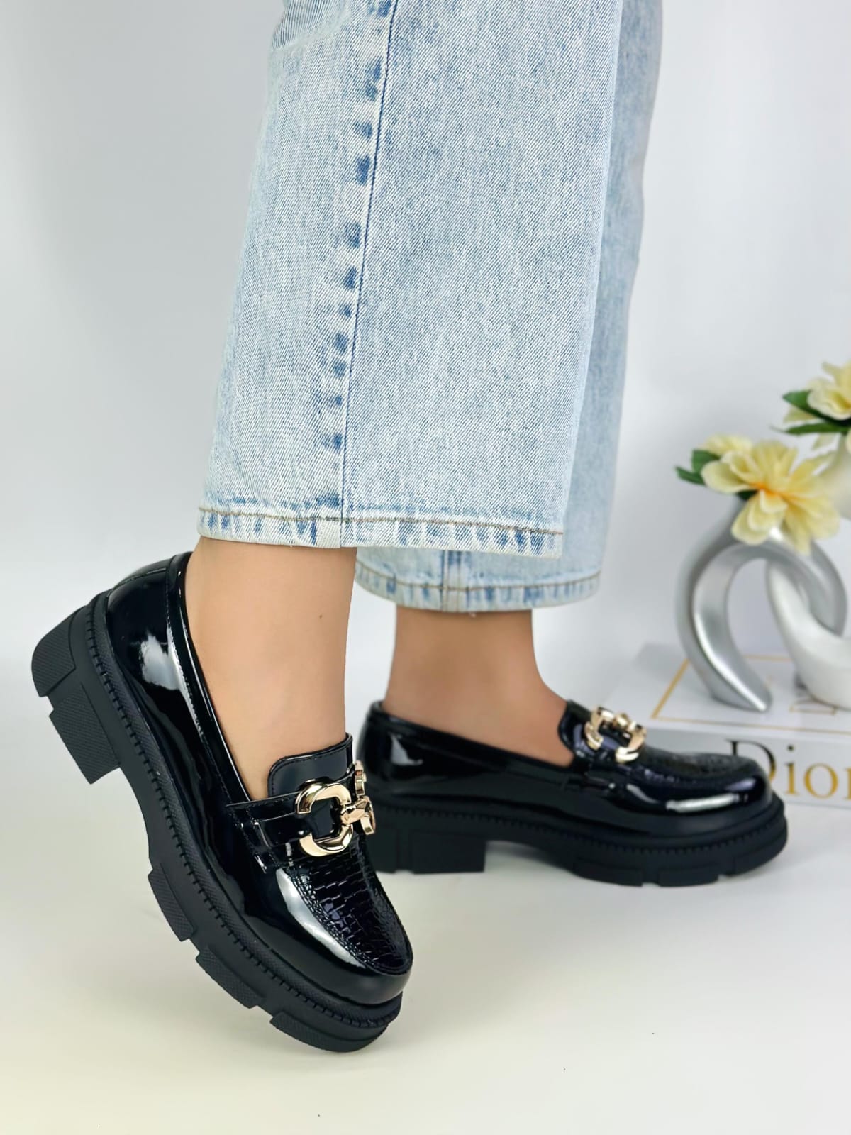 Patent Leather Chunky Chain Loafers – Deminis Atelier
